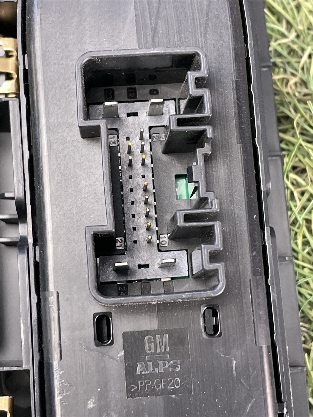 2017 2018 2019 GMC ACADIA DRIVER LEFT SIDE MASTER POWER WINDOW SWITCH ...