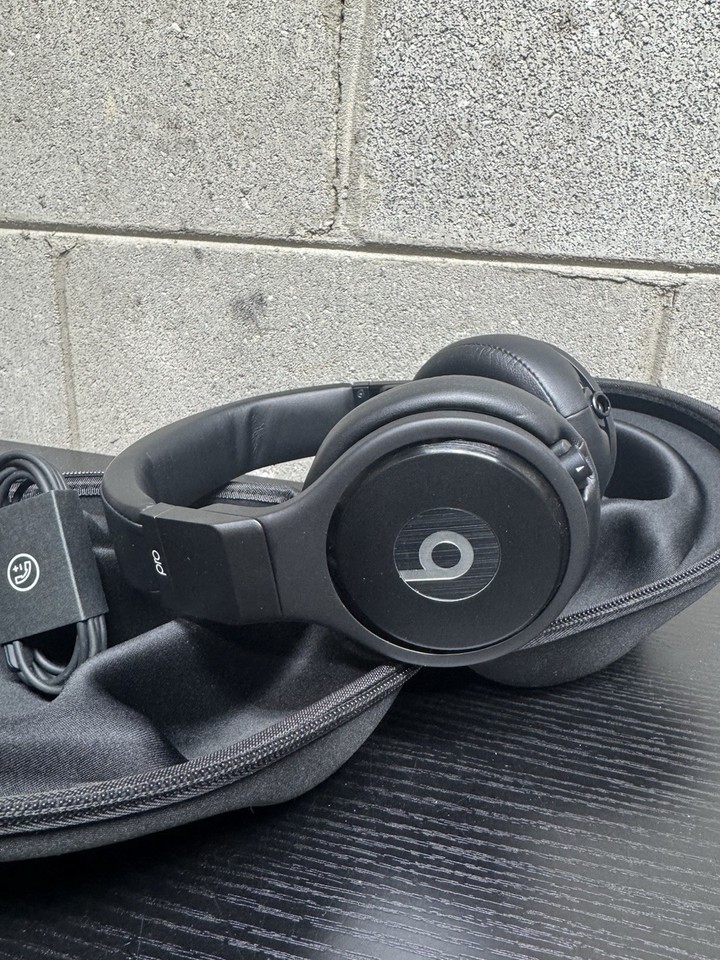 Beats by Dr. Dre Pro Over the Ear Wired Headphones - Black 888462909648 ...