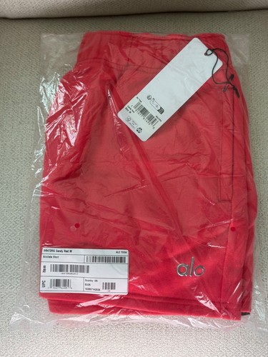 NWT Alo Yoga Accolade Short Candy Red Size Medium Sold Out! | eBay