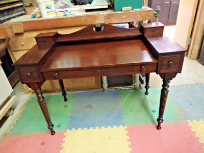 1800-1899 - Captain's Desk