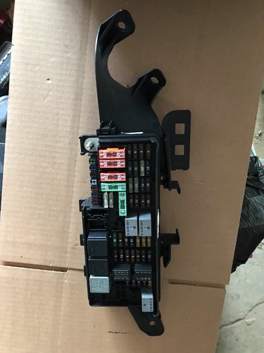 10 11 12 Mercedes GL450 Rear Fuse Box Panel | eBay