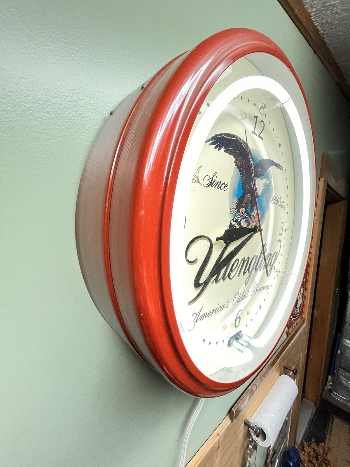 Yuengling - America's Oldest Beer- Bald Eagle - Neon Clock - Original ...