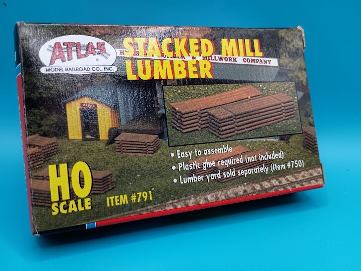 HO SCALE ATLAS STACKED MILL LUMBER KIT 791 NEW IN BOX | eBay