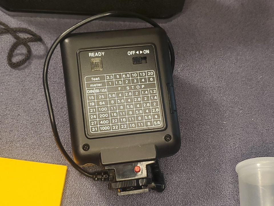 Honeywell Pentax H1a 35mm body, Gossen Pilot Exposure Light Meter ...