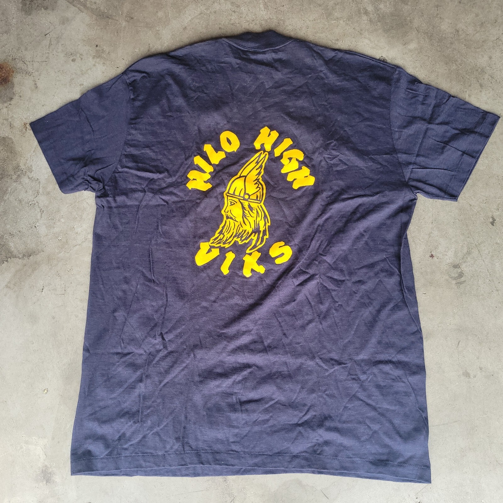 Hilo High Vikings vintage High School Single Stitch T… - Gem