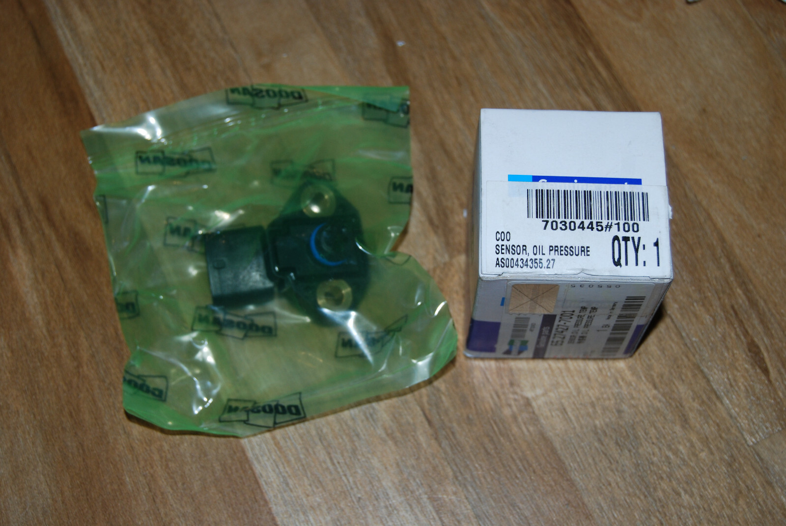 Genuine Bobcat 7030445/ Doosan 65.27427-7001 Oil Pressure Sensor | eBay