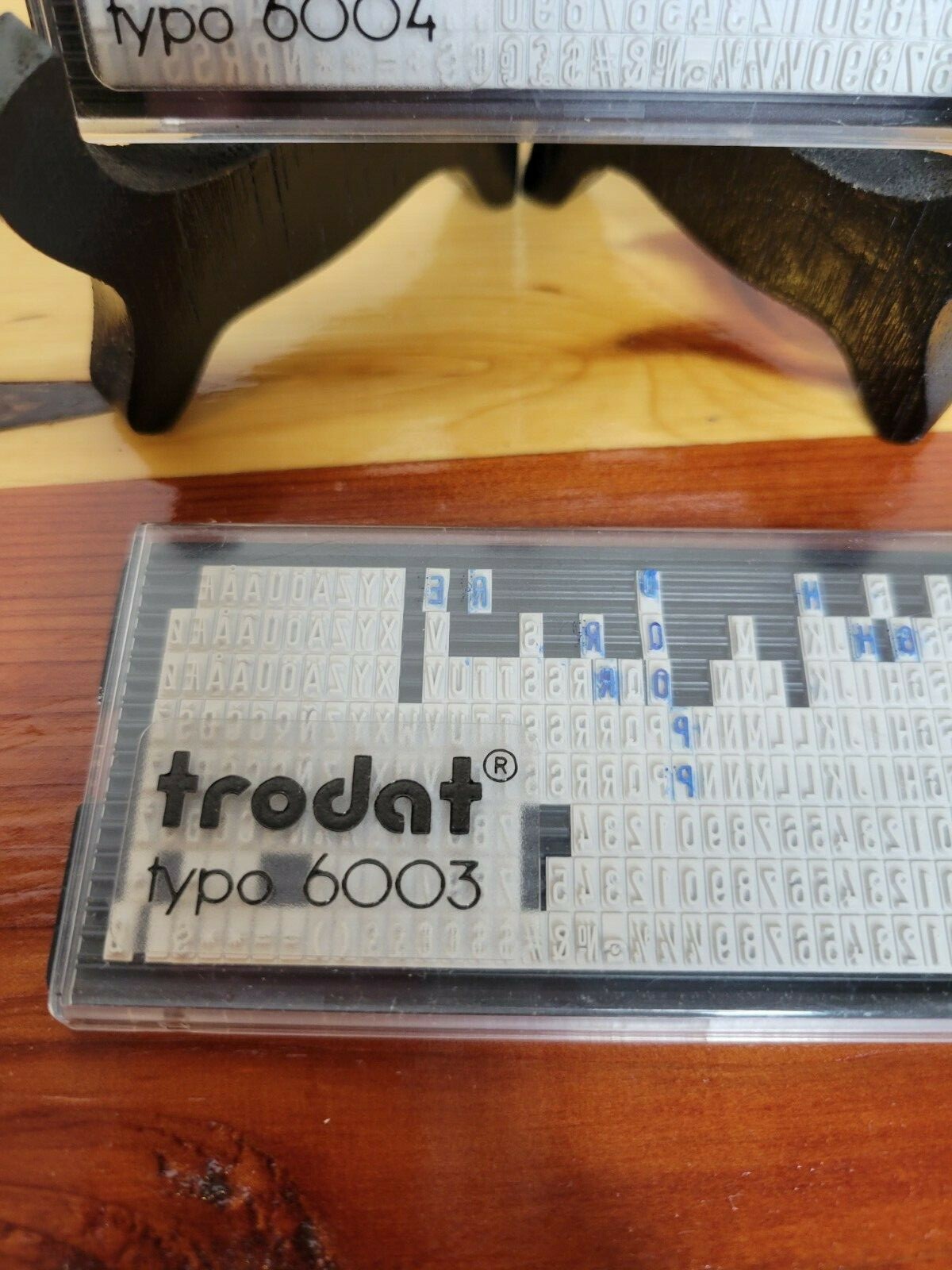 Trodat Typo 6004 Character Set Height 4mm with a partial Typo 6003 ...