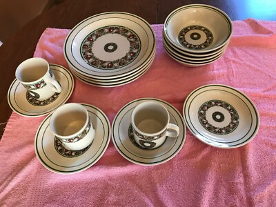 Christmas 16Pcs Dinnerware Set Holly Reef with Beautiful Christmas ...