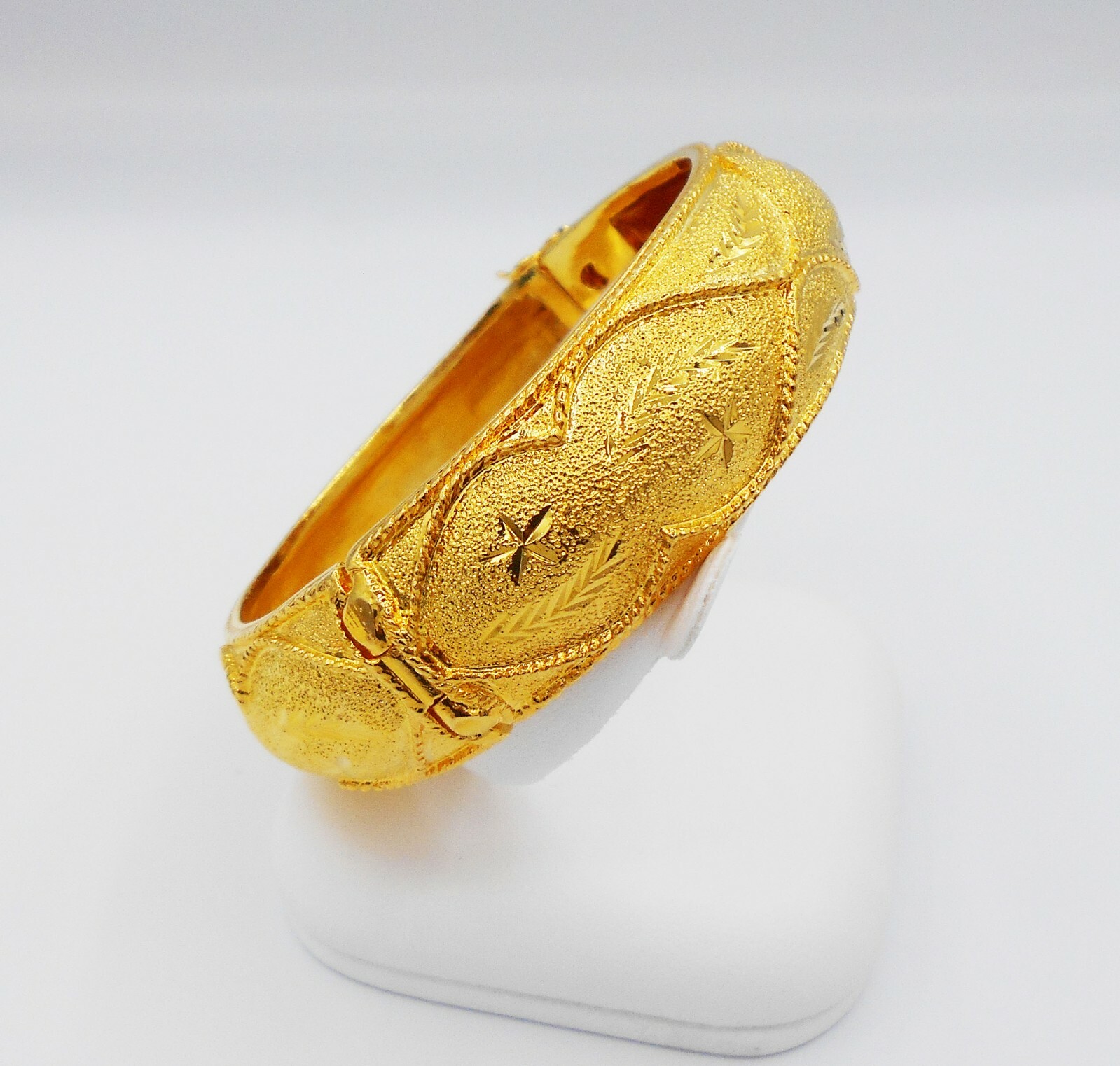 Lai Thai 22K 23K 24K Thai Baht Yellow Gold Plated Jewelry Bangle ...