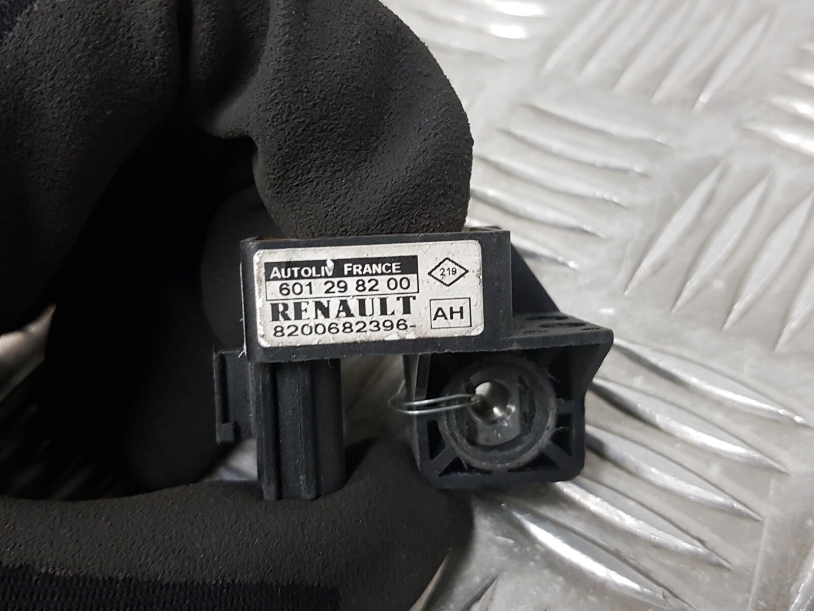 Capteur choc / airbag - Renault Scénic - 8200682396 | eBay
