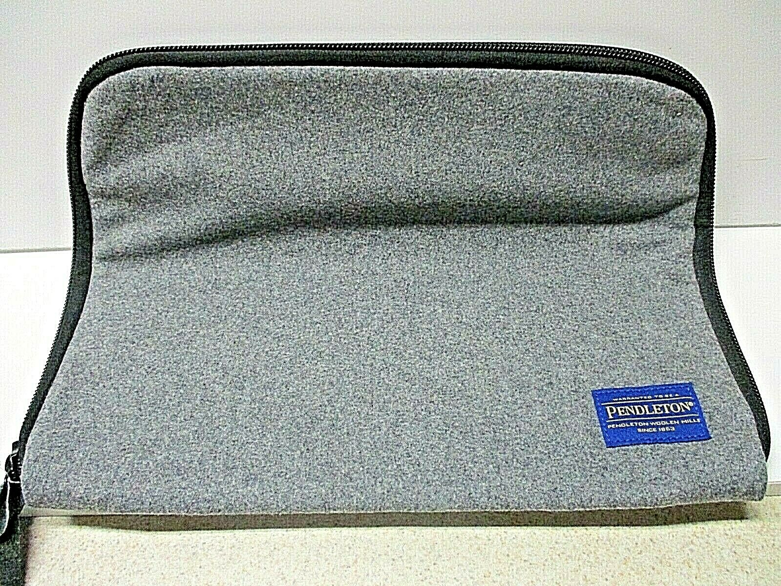 Pendleton Woolen Mills- Laptop Sleeve | eBay