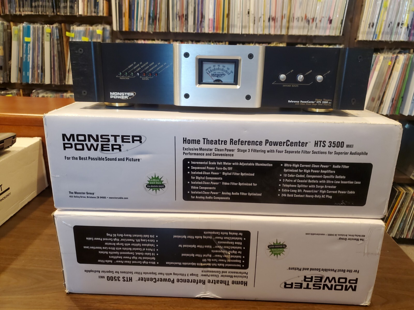 Monster Power HTS 3500 MKII Reference Power Conditioner Home Theatre ...