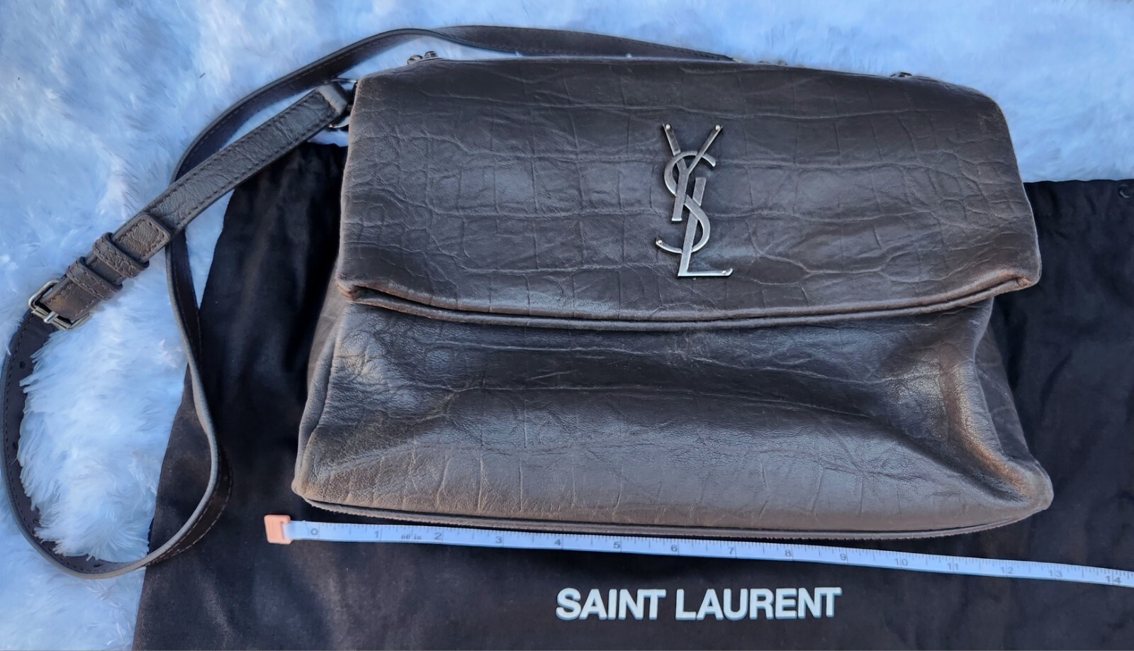 Saint Laurent YSL Calfskin Crocodile Embossed Medium West Hollywood ...