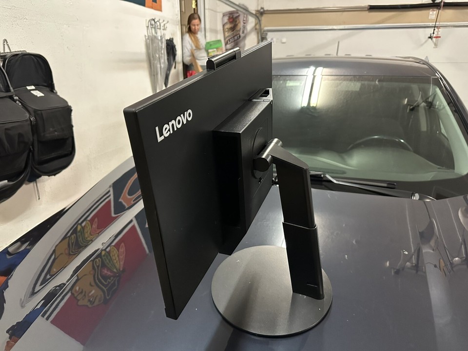 Lenovo 24" ThinkCentre TIO24 GEN3 Tiny-In-One Non Touch Monitor w ...