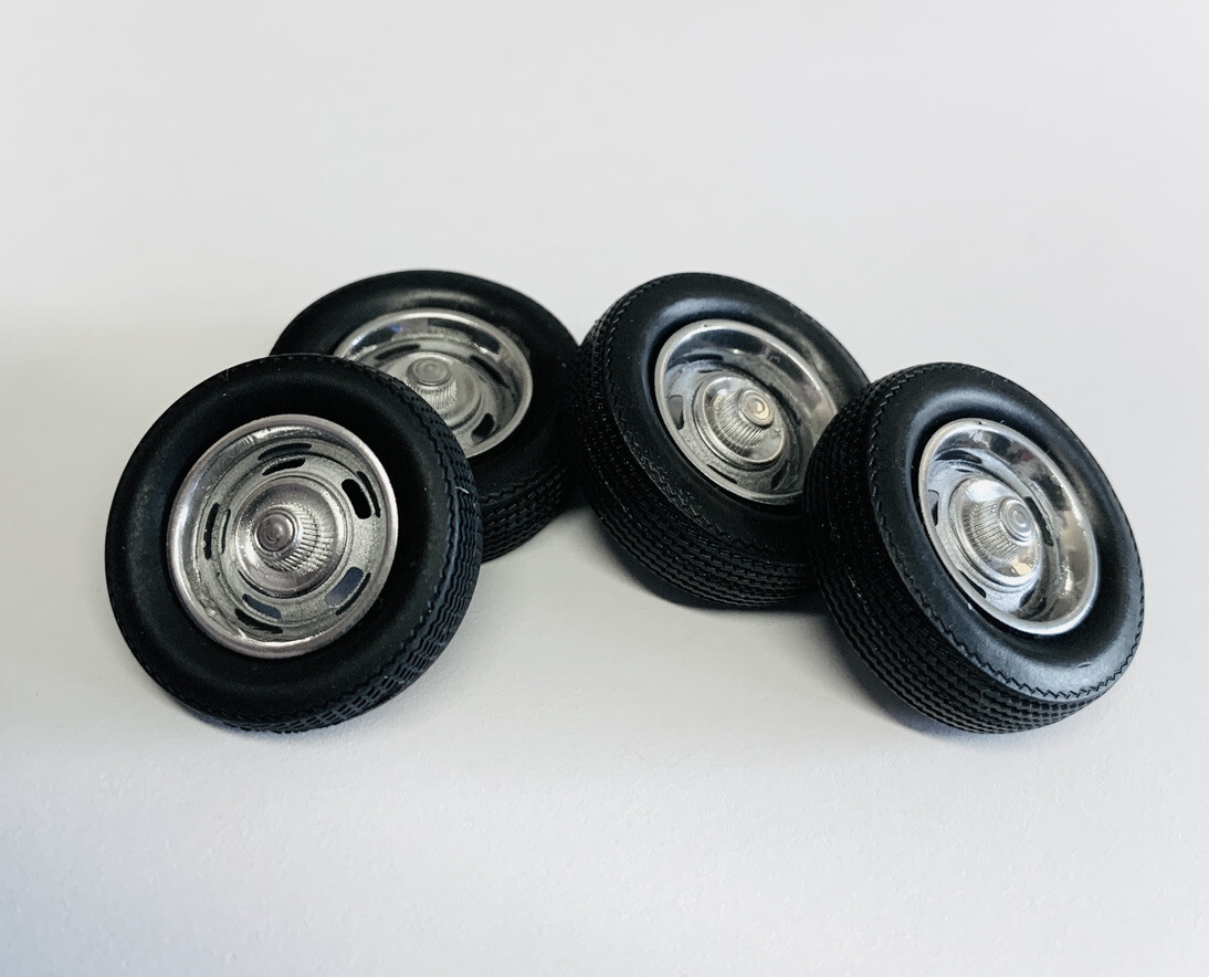 1:25 Chevy Rally Wheels/Caps And Tires. All same size | eBay