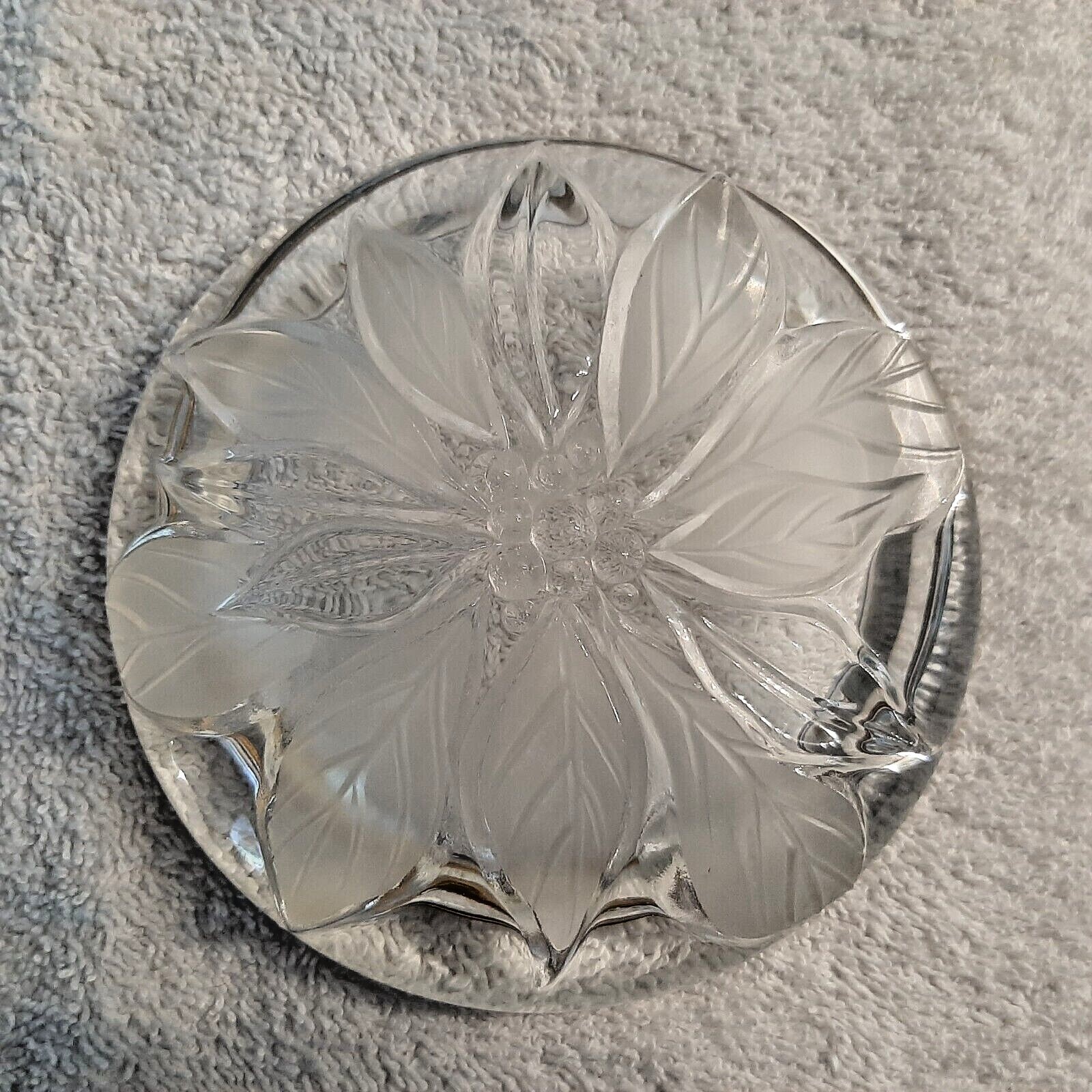 Studio Nova Gilded Poinsettia Etched 5" Round Candy Dish, Gold Trim | eBay