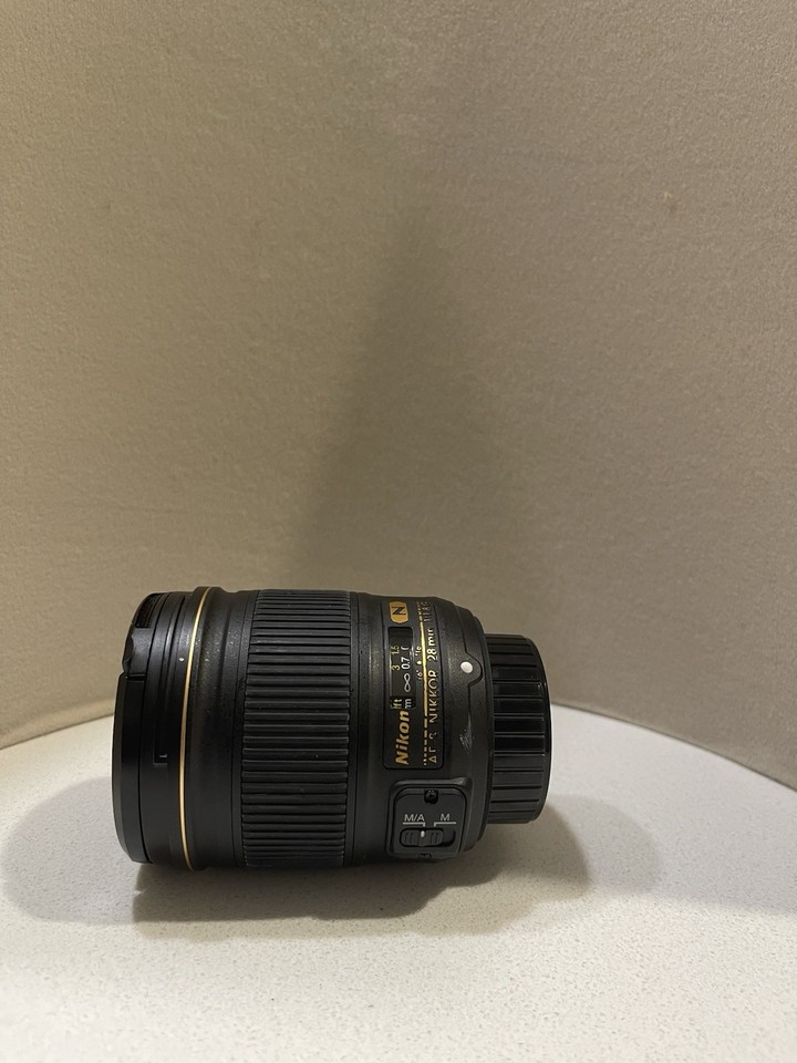 Nikon AF-S NIKKOR 28mm f/1.8G FX Wide Angle Prime Lens – Excellent ...