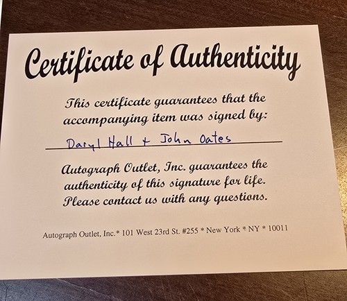 Auto Musicians Daryl Hall John Oates Signature Duo Autograph 8X10 Photo ...