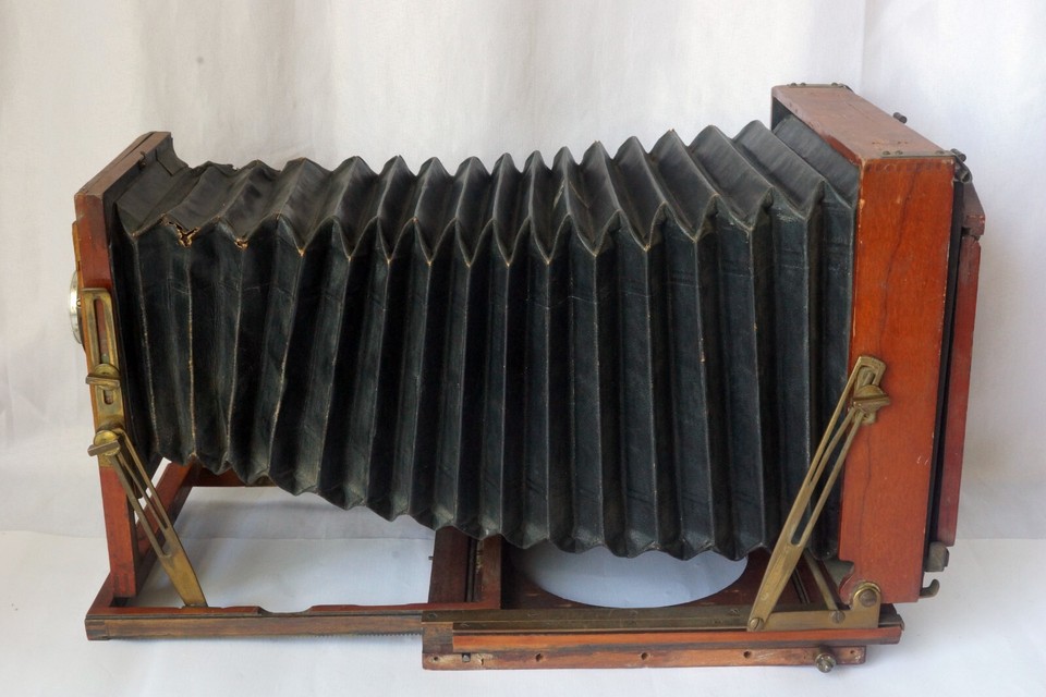 1800s Sands Hunter Co LTD LONDON 5x7" Bellows Wood Tourist Foldable ...