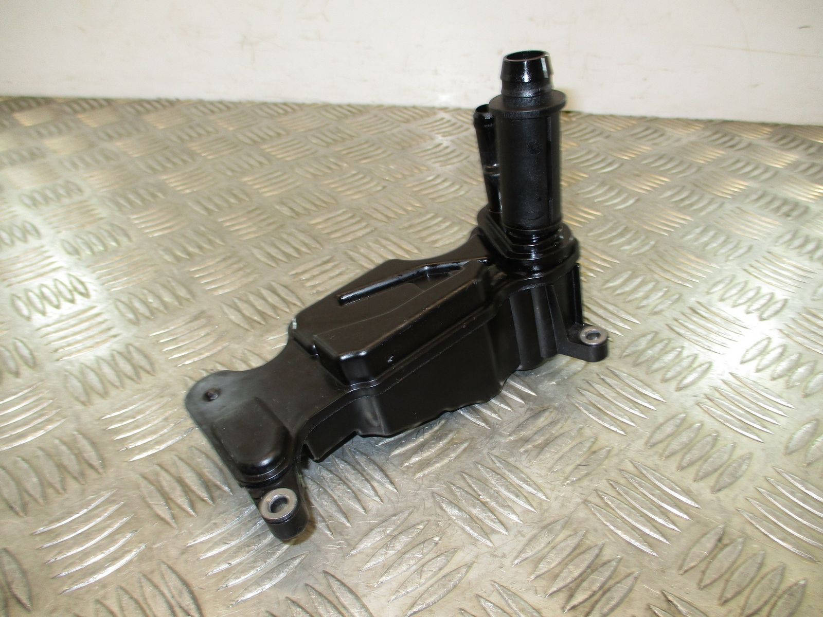 2019 Mercedes GLA200 1.6 Petrol OM270910. Oil Separator A2700104203 10K ...