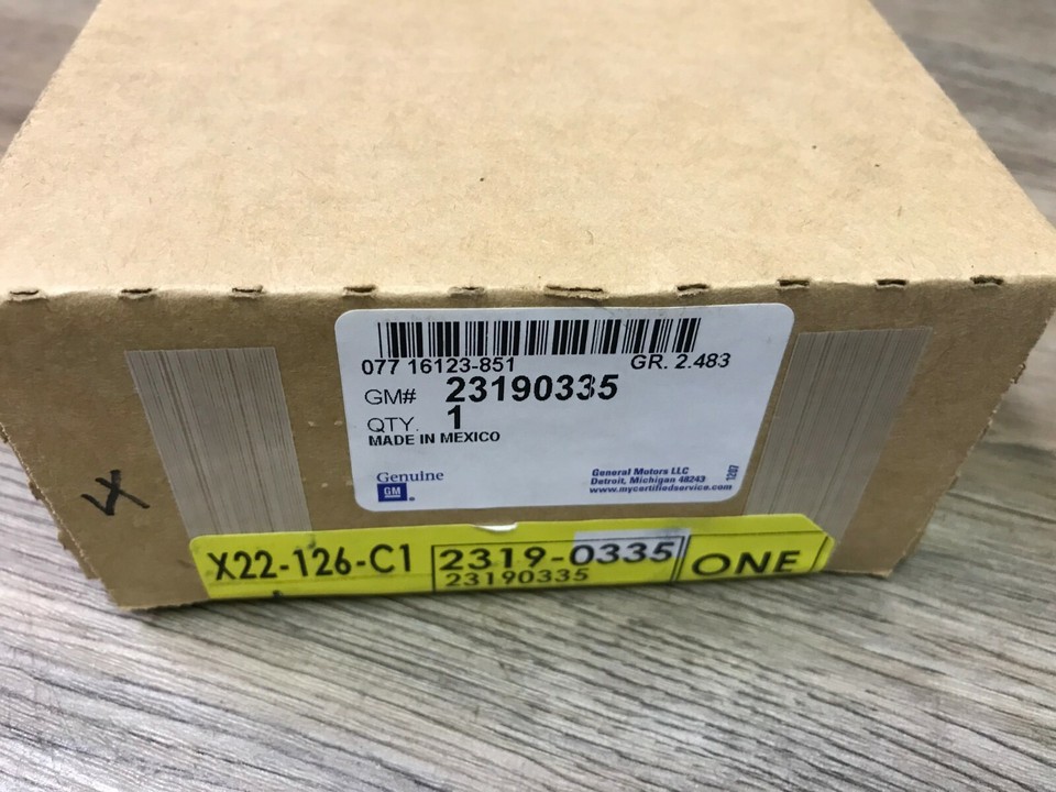 2015-2017 SILVERADO SIERRA HD TRUCK NOS GM BATTERY FUSE BLOCK COVER ...