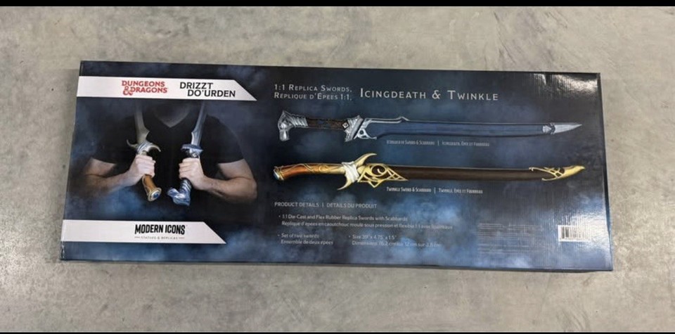 Modern Icons Icingdeath & Twinkle 1:1 Replica Swords of Drizzt Do'Urden ...