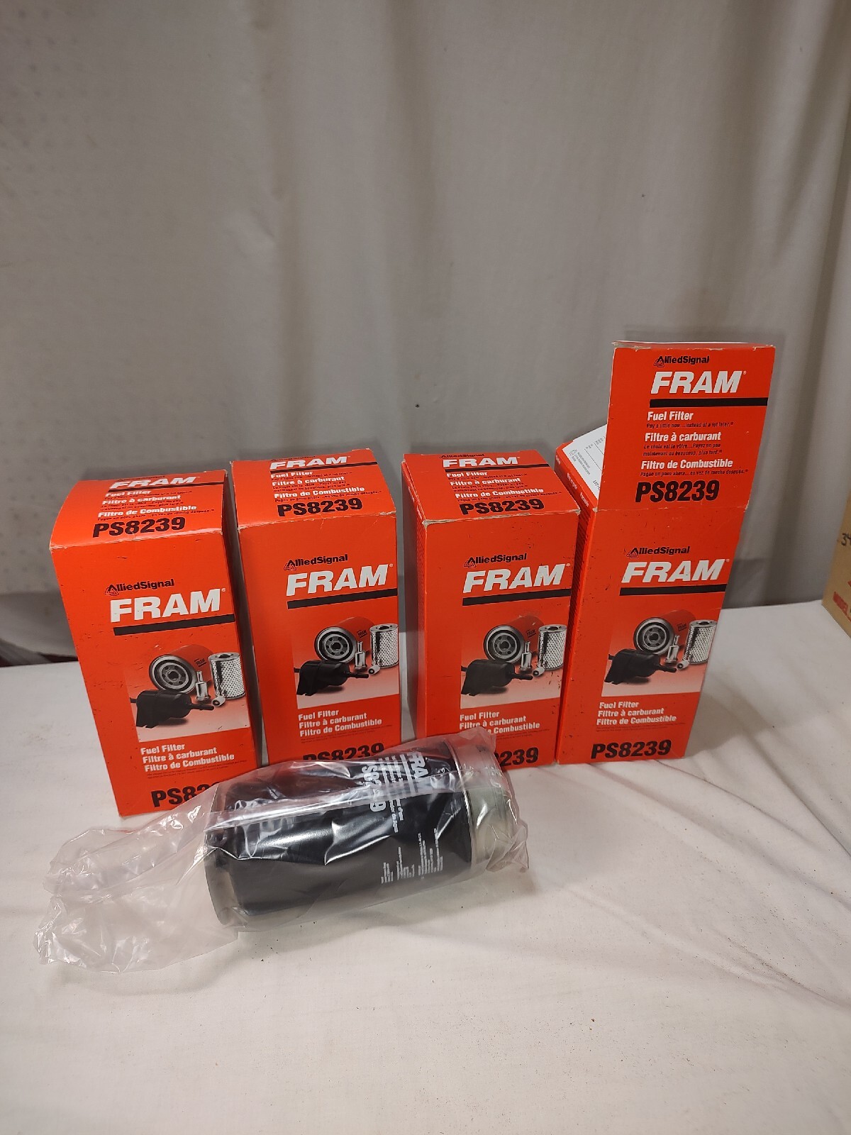 FLEETGUARD FS19864 - Fuel filter cross reference