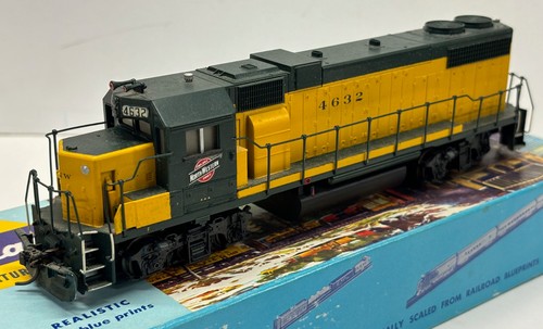 Athearn HO CNW Chicago Northwestern GP38-2 #4632. 4612. Tested-Runs ...