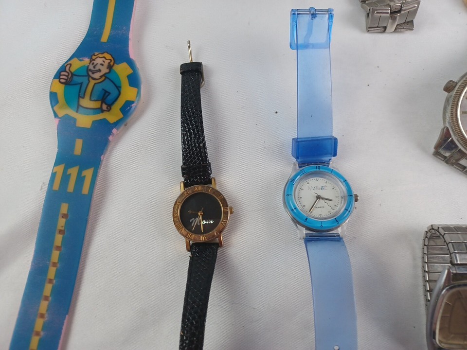 Lot Of 11 Mixed Watches Women's Men's Timex Fallout Quartz. *Untested ...