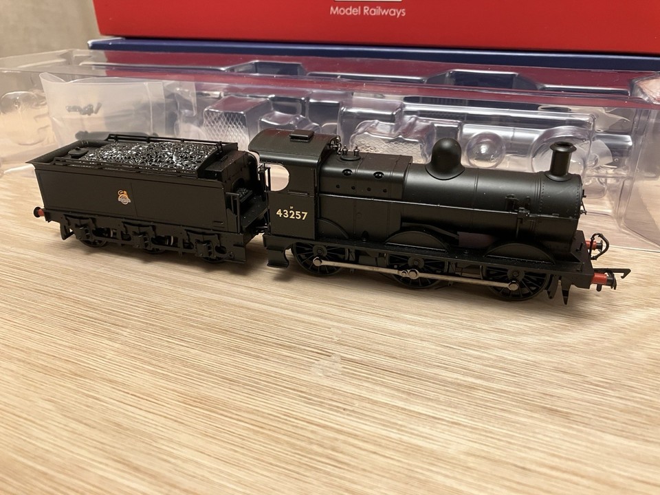 Bachmann OO Gauge 31-626A BR Black Class 3F Early Emblem | eBay UK