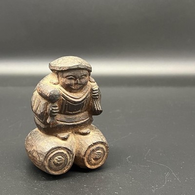 Ancient props Edo period Extreme wood made of wood fine carvings Otero ...