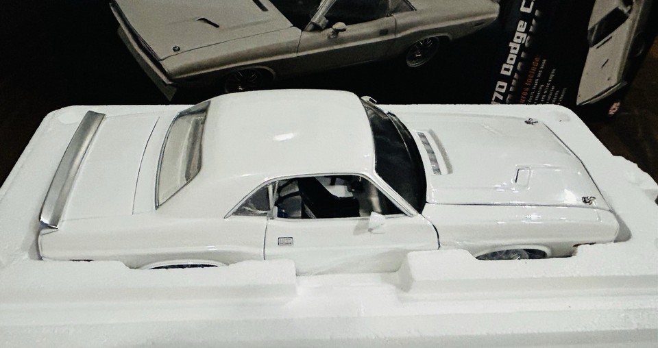 ACME 1:18 1970 DODGE CHALLENGER KOWALSKI 1 of 524 #A1806022 BRAND NEW L ...