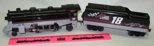 Lionel New Kyle Busch #18 NASCAR Train Set T1828TRAIN | eBay