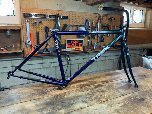 '95 Trek 720 MultiTrack 700C Hybrid | 19" | Ice Green - Ice Blue Fade ...