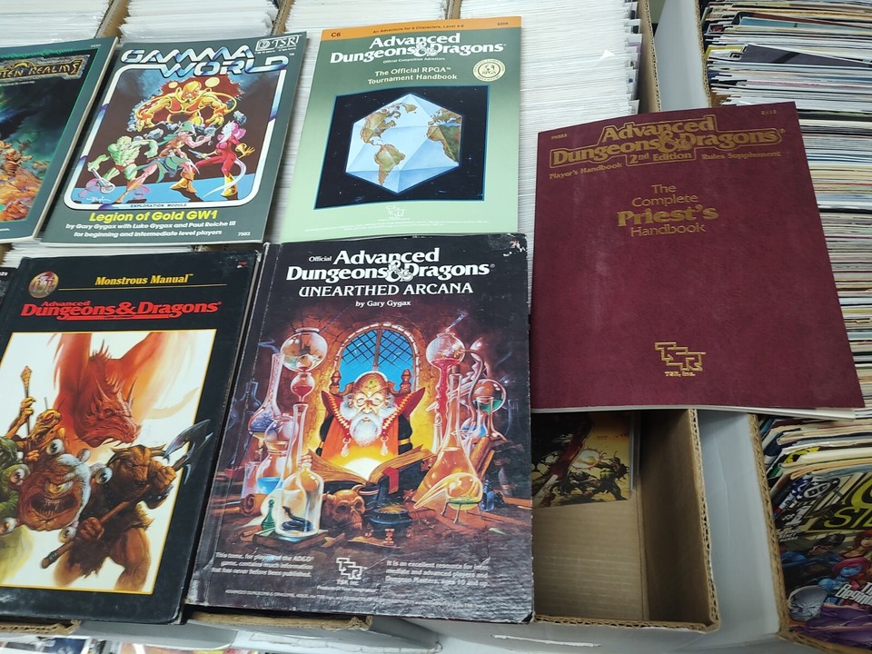 9 Dungeons and Dragons RPG books 2113 7503 9206 9229 9195 2017 2013 ...