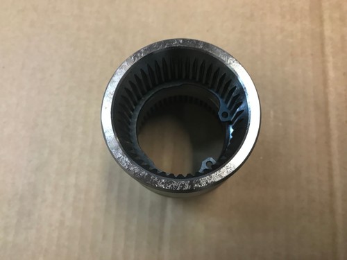 GENUINE VOLVO ANGLE GEAR TRANSFER BOX SLEEVE KIT 31437982 S80 S60 XC90 ...