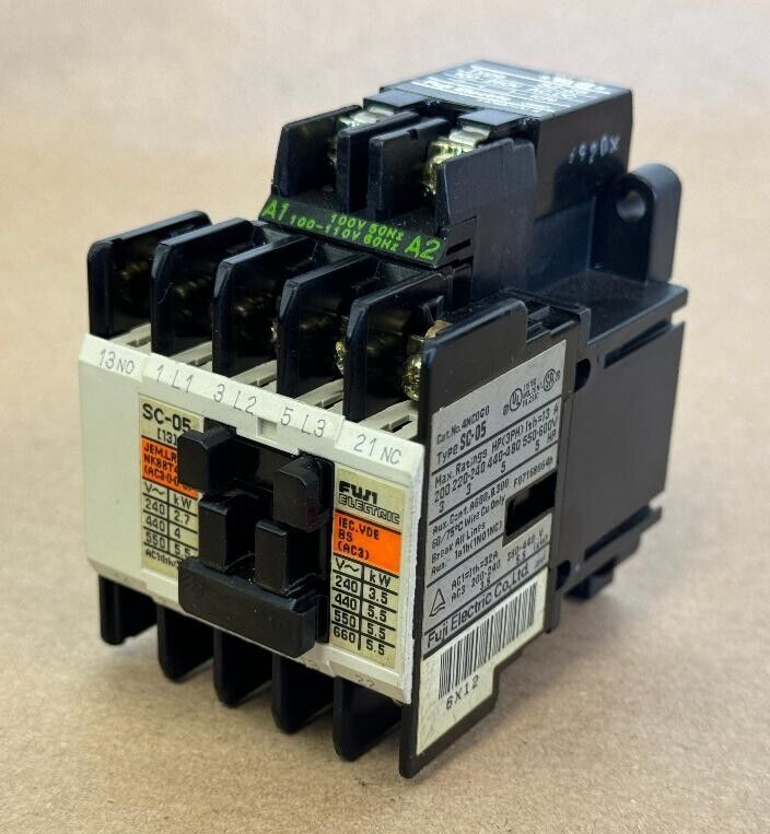FUJI CONTACTOR 4NC0G0 SC-05, WITH SUPPRESSOR SZ-Z5 | eBay