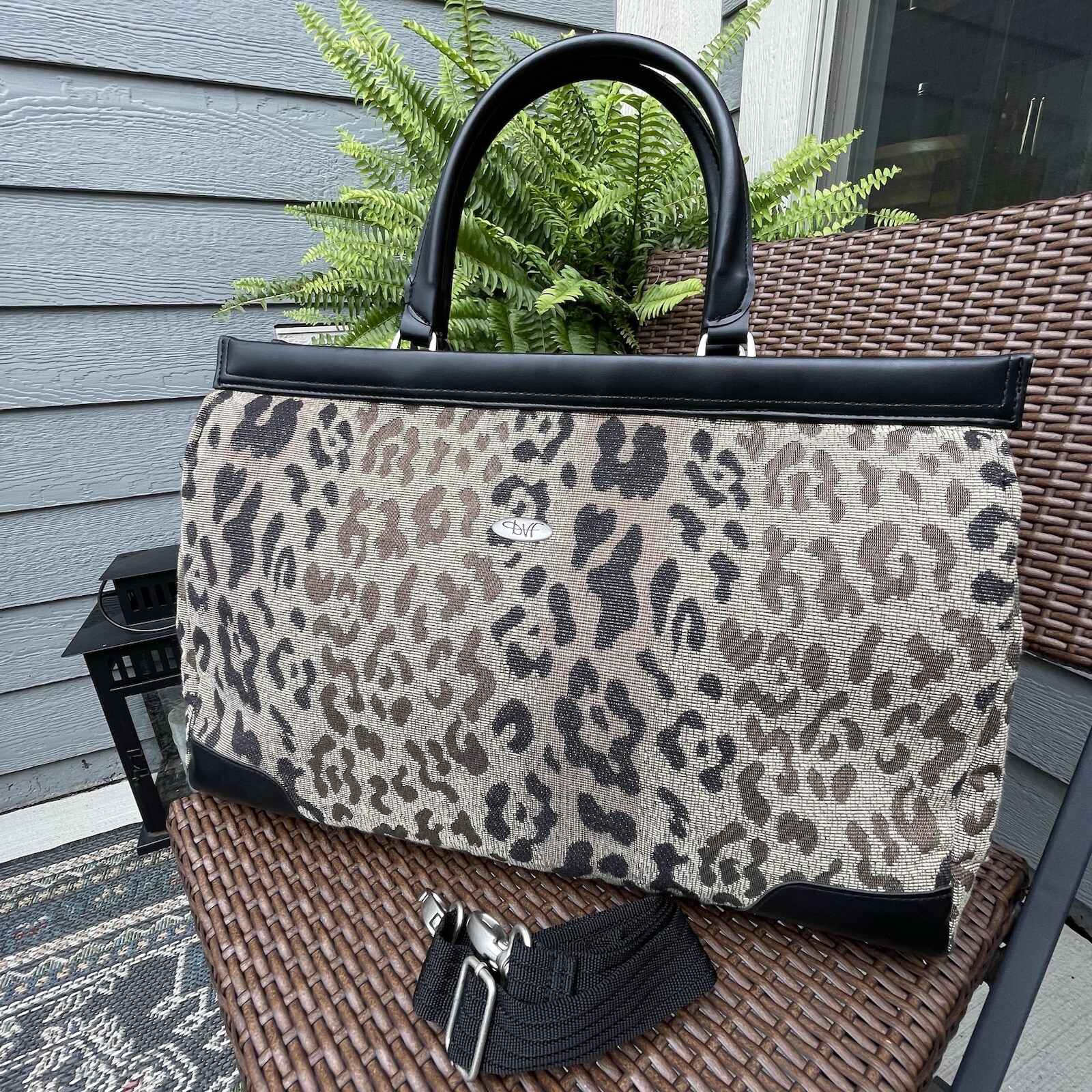 DVF Diane Furstenberg Cheetah Animal Print LARGE Carpet Bag Weekender ...
