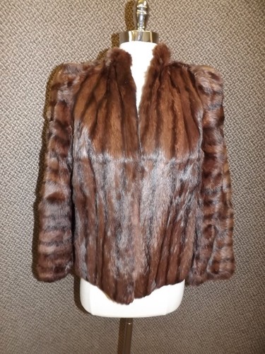 Beautiful Vtg Luxurious Upscale Plush Striped Muskrat Real Fur Short ...