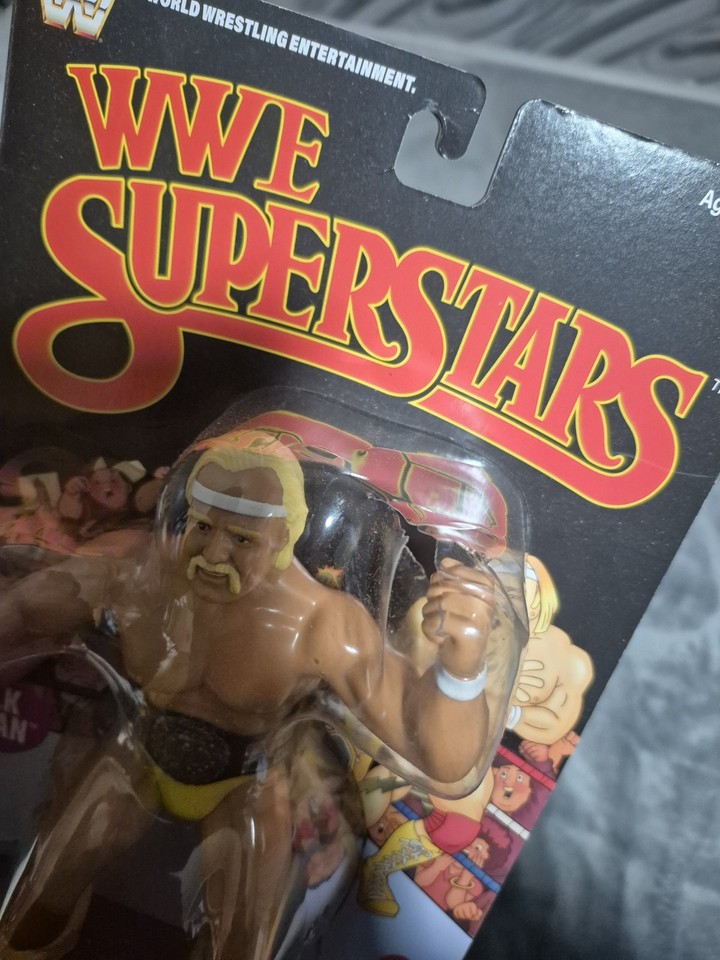 WWE LJN HULK HOGAN SUPERSTARS BLACK CARD NEW SEALED EXCLUSIVE VERY RARE ...