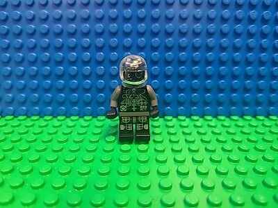 Lego Insectoids Droid Minifigure Minifig Gigabot sp032 6977 6969 6919 ...