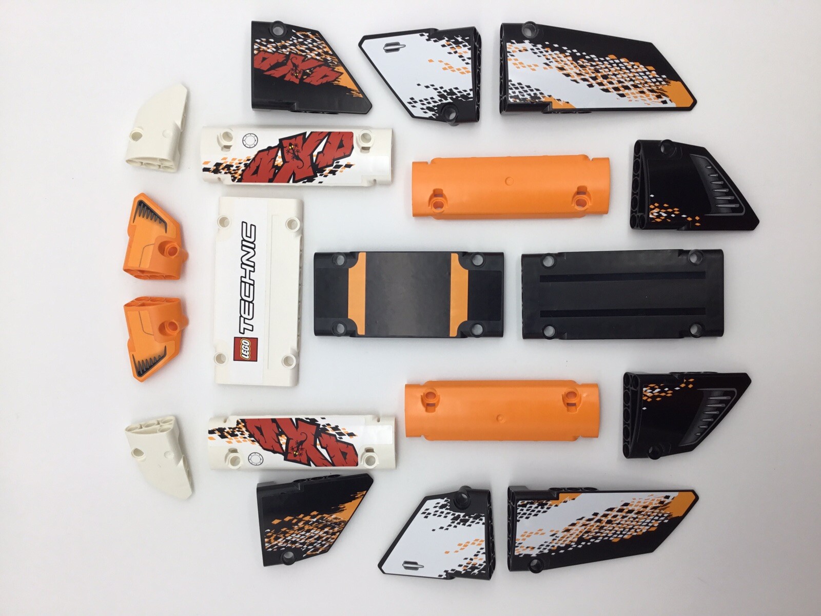 19x LEGO® Technic Panel Paneel 9398 4x Crawler Konvolut refurbished ...