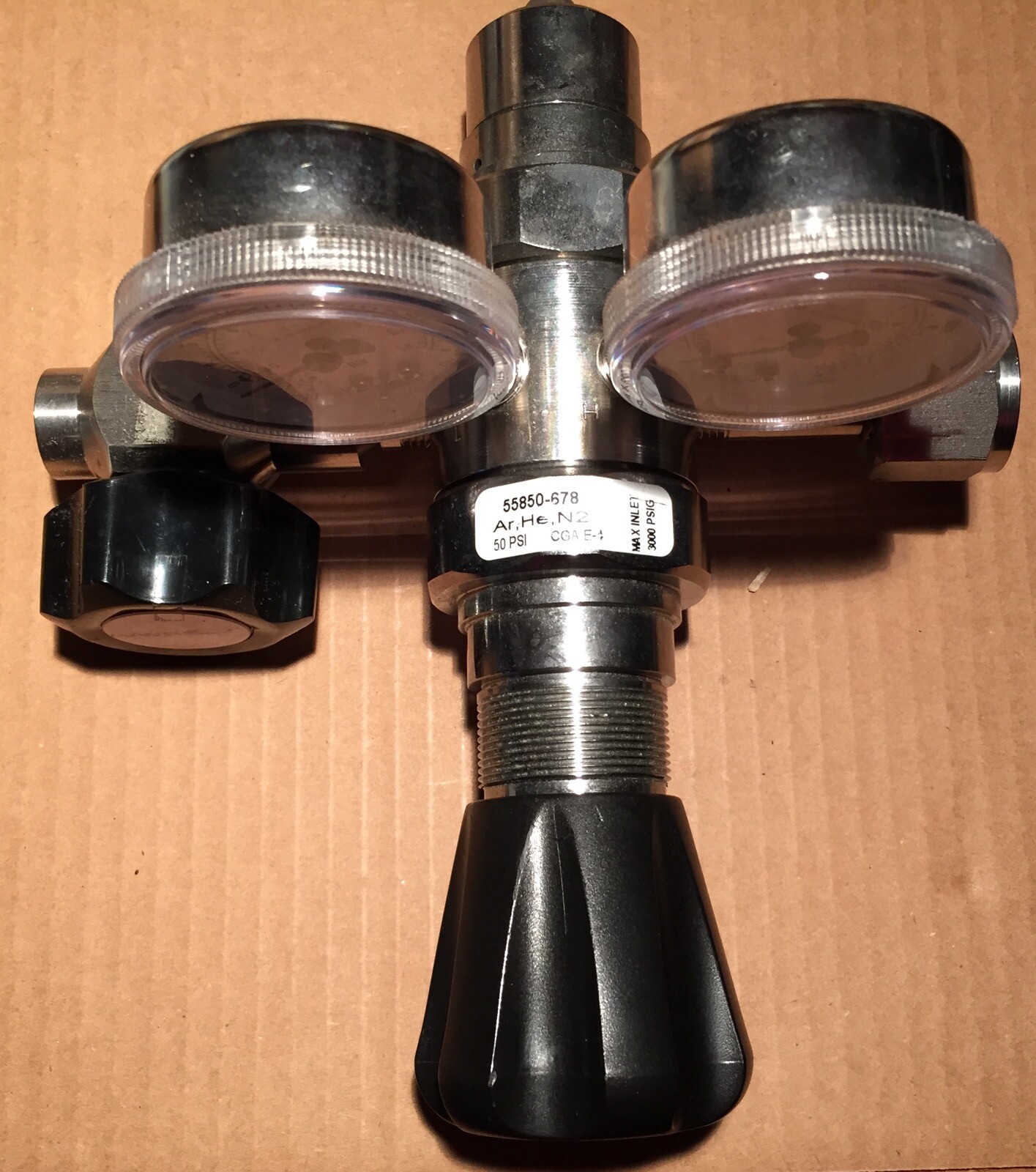 High-Purity Two-Stage Gas Regulator, Stainless Steel, VWR 55850-678, 1 ...