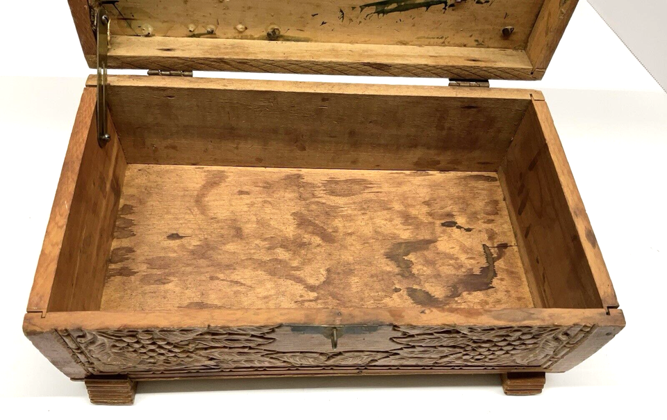 Vintage Carved Footed Wooden Jewelry Chest Trinket Keepsake Box ...