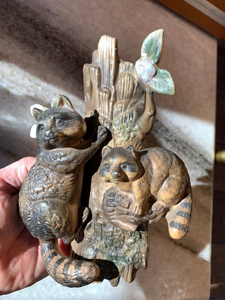 Vintage Raccoon Racoon Ceramic Figure Figurines Wall Rustic Camp Cabin ...