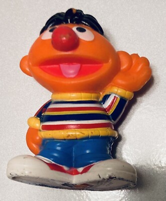 Ernie Waving Sesame Street Workshop 2.75" PVC Figure Cake Topper 2010 ...