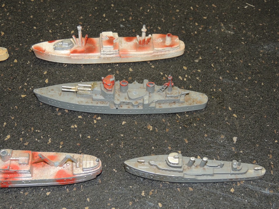 Lot 10 Tootsie Toy Metal Ships Battleship Cruiser Carrier | eBay