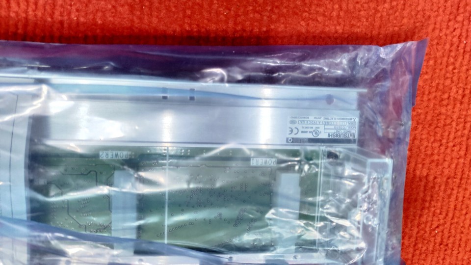 P:T8 Brand New MITSUBISHI Q38RB 8 SLOT RACK BASE UNIT | eBay