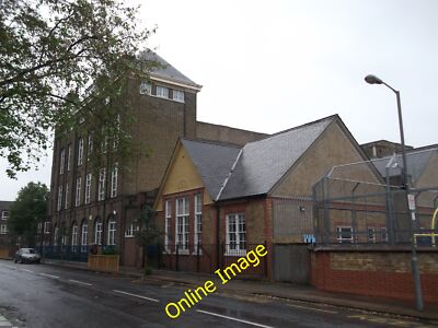 Photo 6x4 Falconbrook Primary School, Battersea Wandsworth On Wye ...