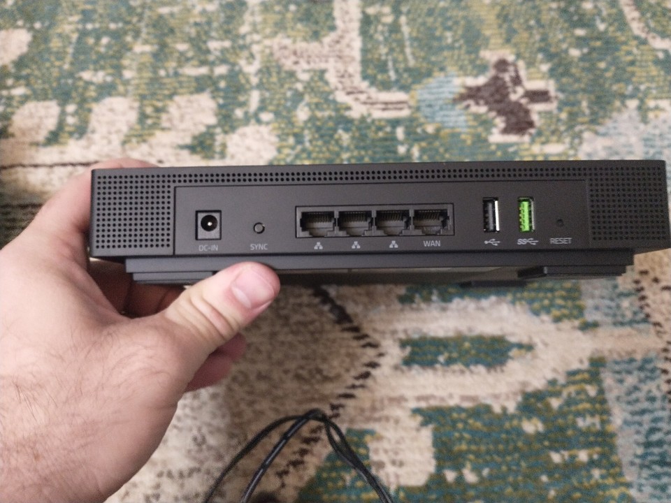 Razer Sila Gaming Grade Wifi Mesh Router ZeroWait DFS RZ37-0251 Black ...